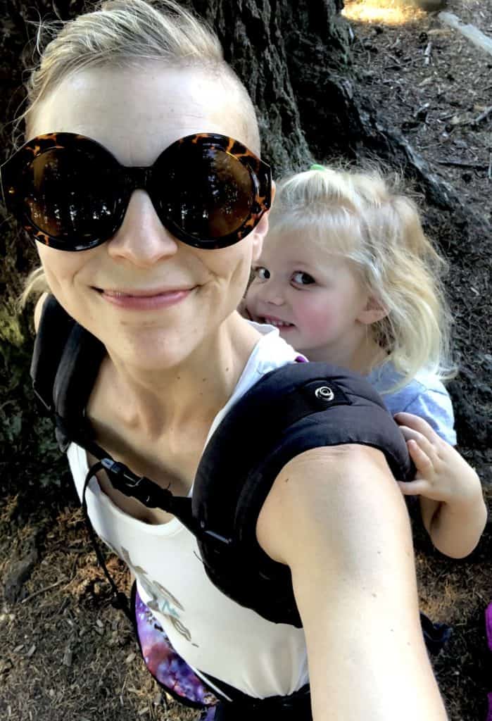 9 reasons I love fanny packs (and why you should rock a fanny pack, too)
