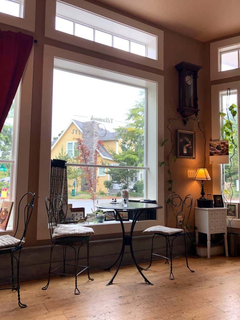 Bella Beach, Oregon: The BEST Rentals, food + things to do