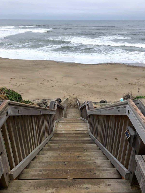 Bella Beach, Oregon: The BEST Rentals, food + things to do